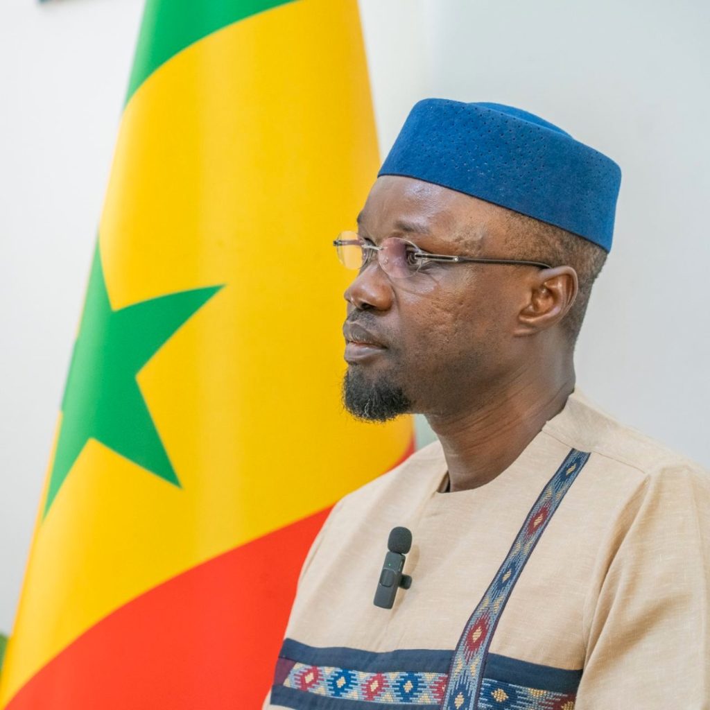 La réaction de Ousmane Sonko après son renvoi devant la Chambre ...